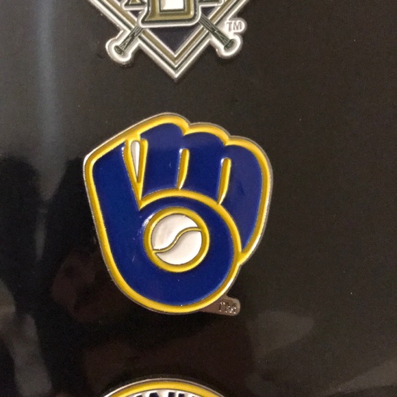 Aminco | Accessories | Milwaukee Brewers Collector Pin Set | Poshmark